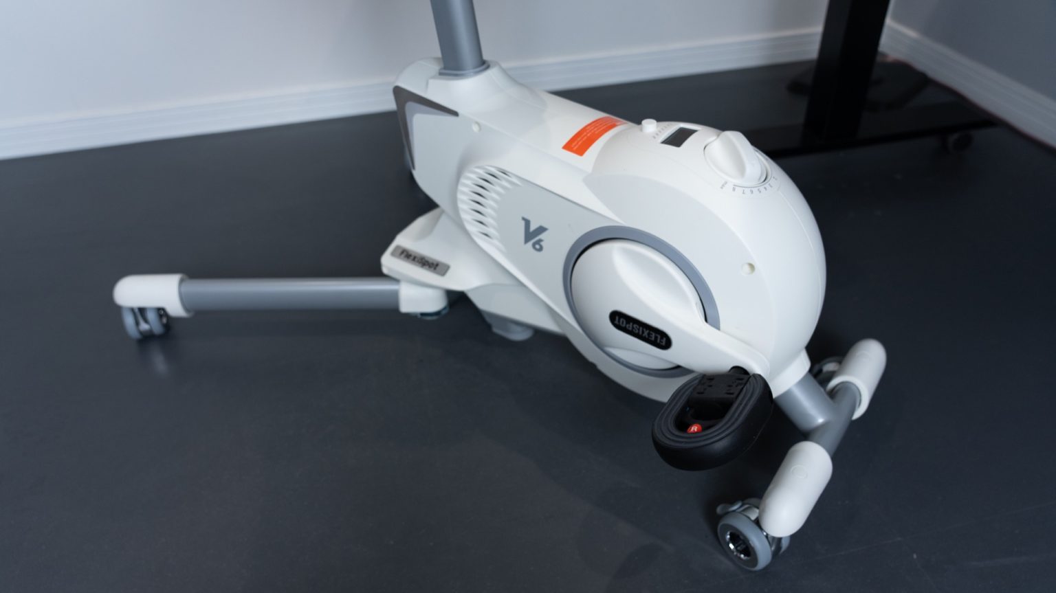 FlexiSpot V6レビュー！下半身を鍛えながらデスクワークできるフィットネスチェア！ | techyou（テックユー）