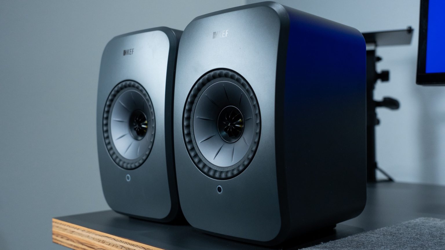 KEF LSX Ⅱ LTレビュー！唯一無二のデザインとアンプ内蔵アクティブスピーカーはデスクに最適。 | techyou（テックユー）